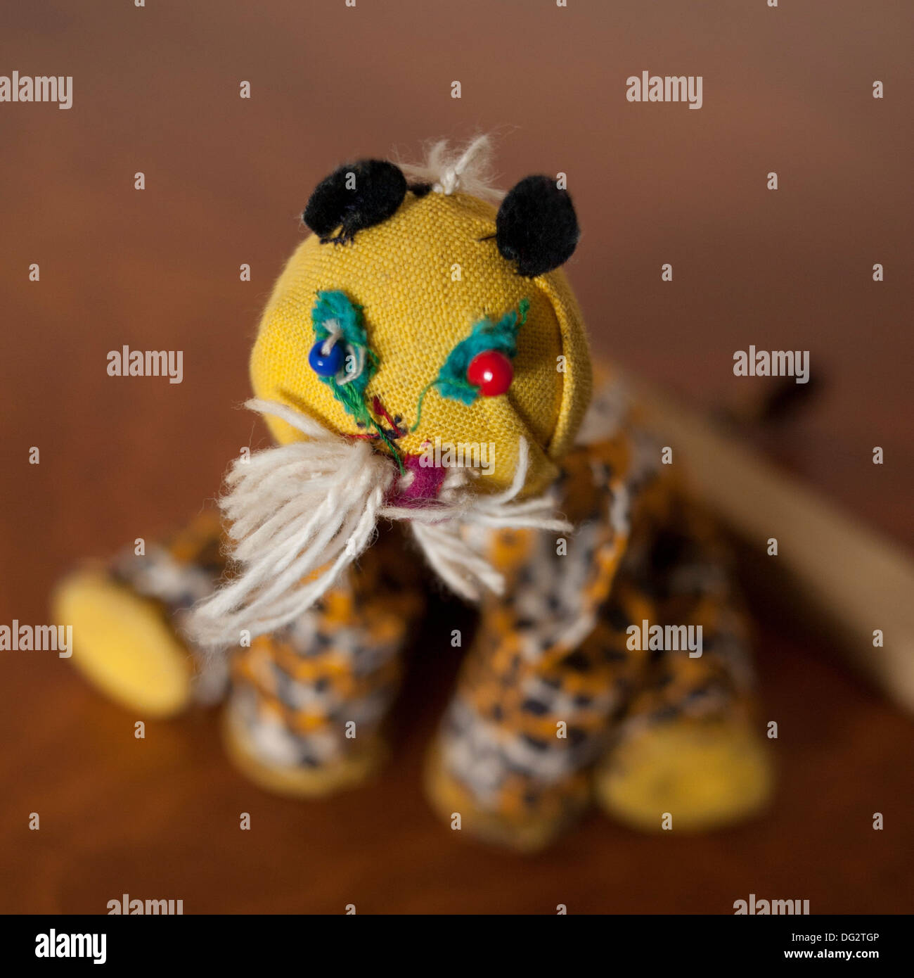 Animal puppet hi-res stock photography and images - Alamy