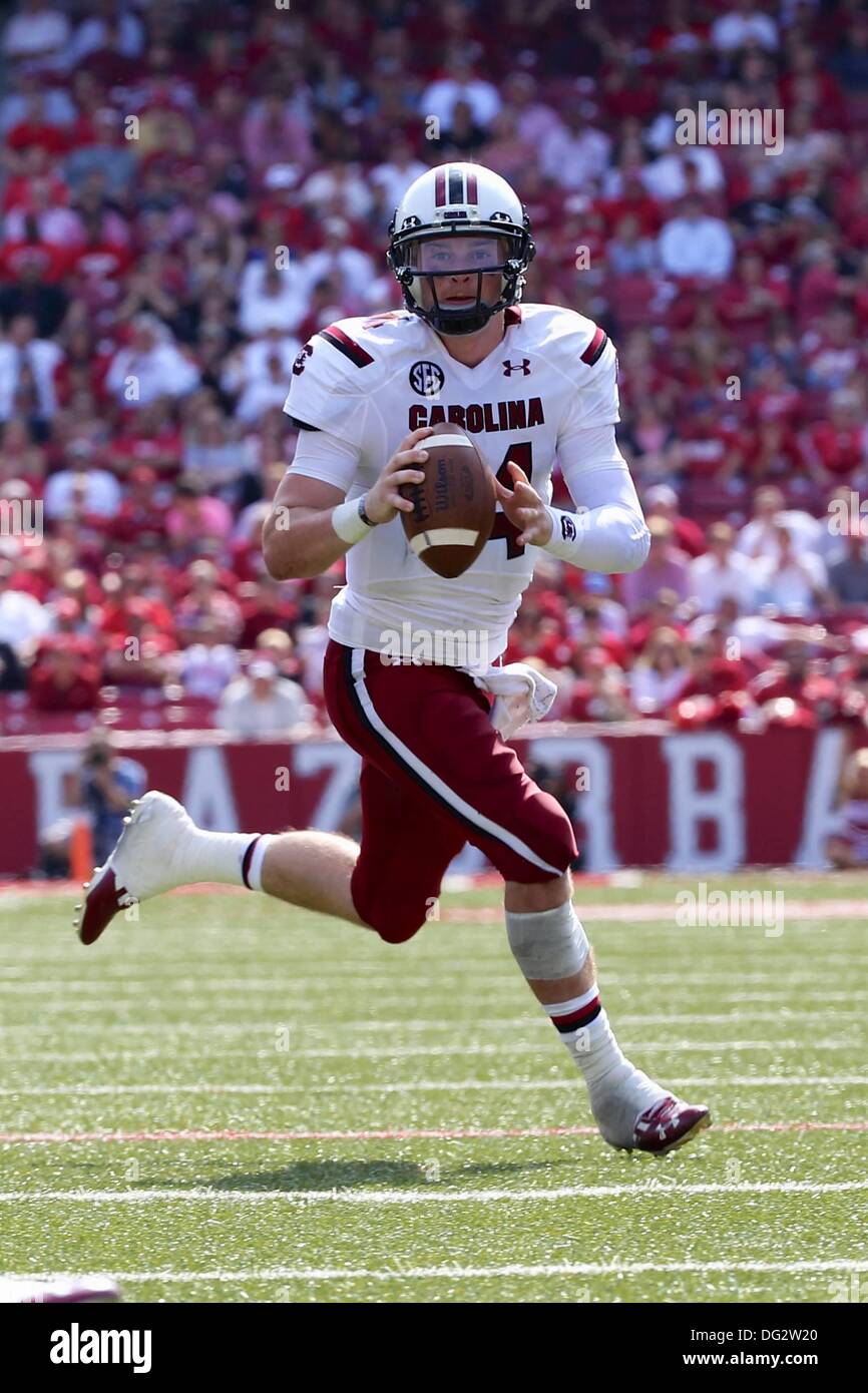 Fayetteville, AR, . 12th Oct, 2013. South Carolina QB Connor Shaw #14 ...