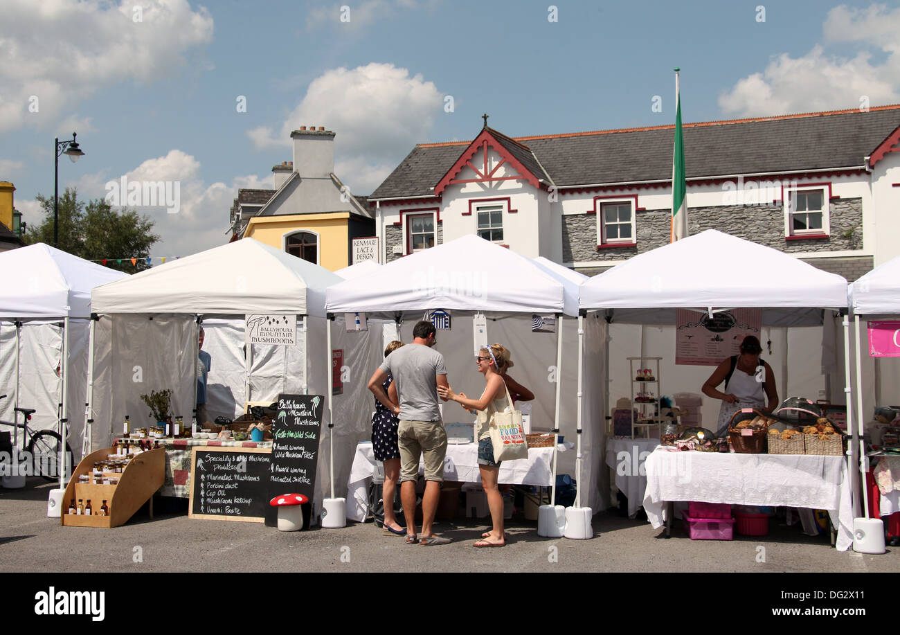 Traditional irish festival hi-res stock photography and images - Alamy