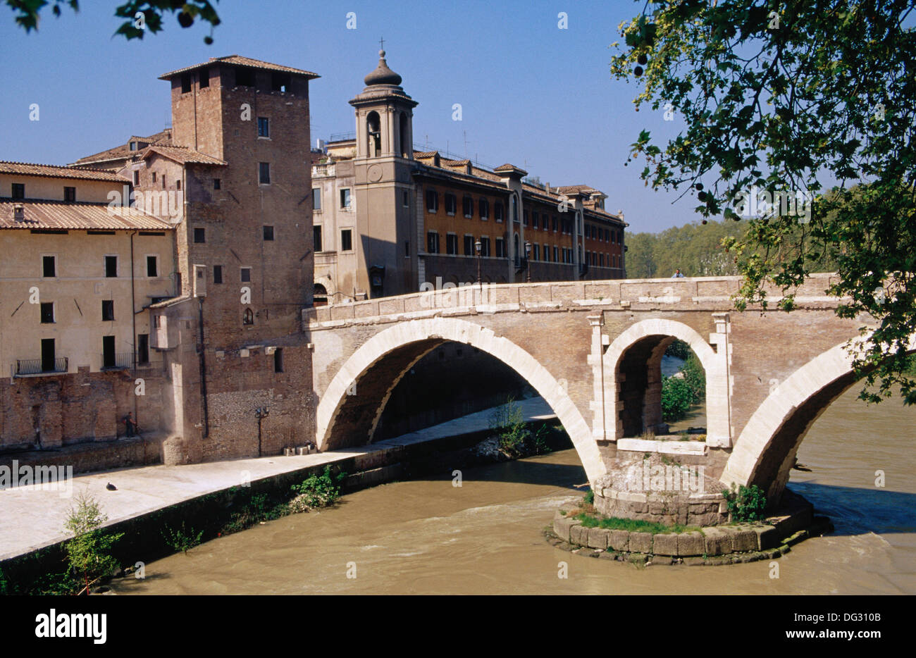 Tiber island hi-res stock photography and images - Alamy