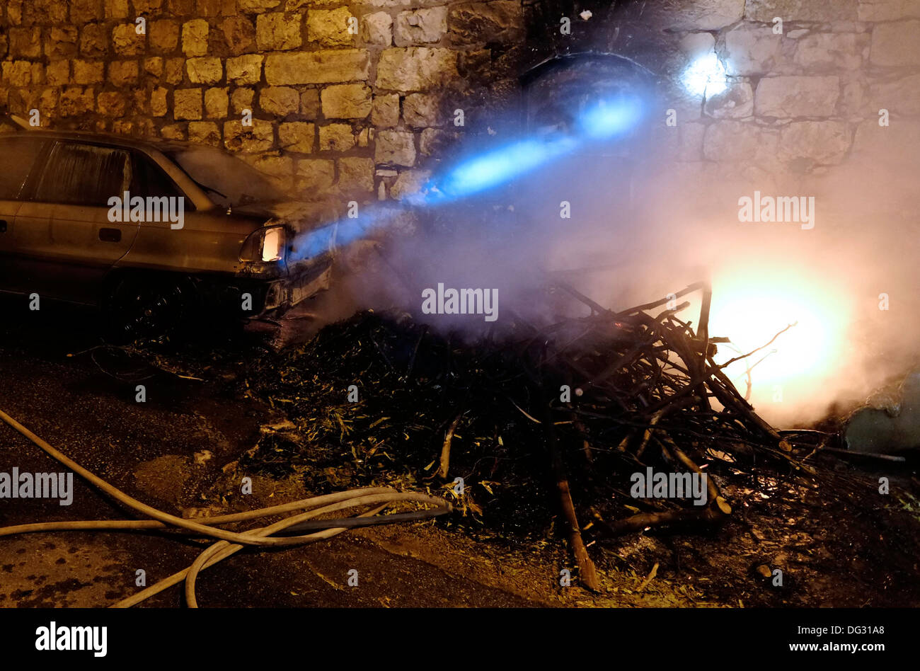 Burning garbage hi-res stock photography and images - Alamy