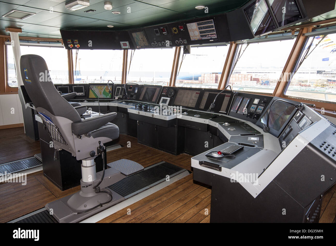 The bridge of the RRS Discovery ship research vessel docked in Stock ...