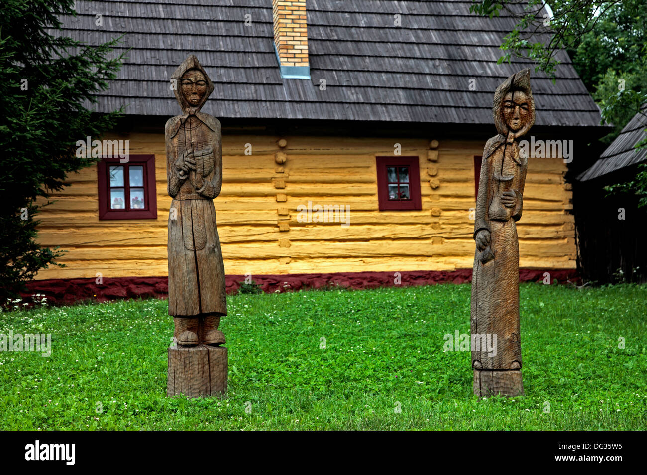 Slovak sculptures hi-res stock photography and images - Alamy