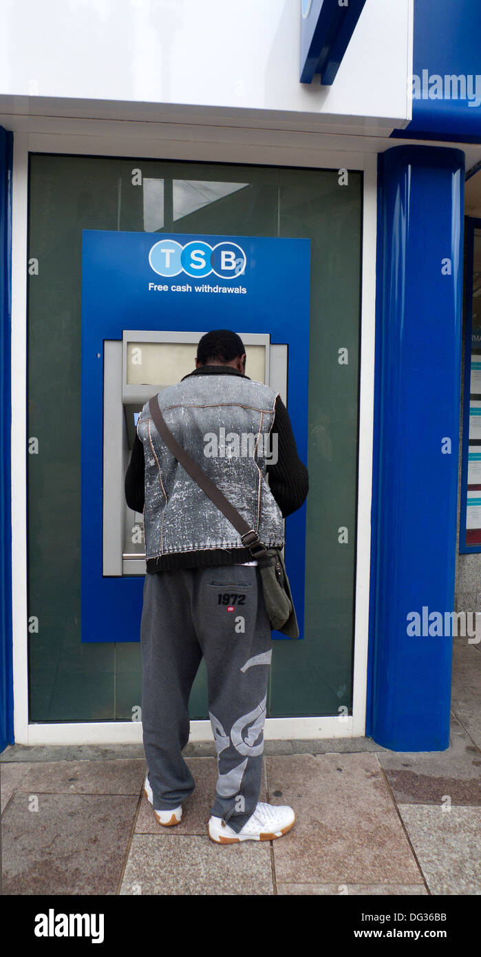 Atm bank customer hi-res stock photography and images - Alamy