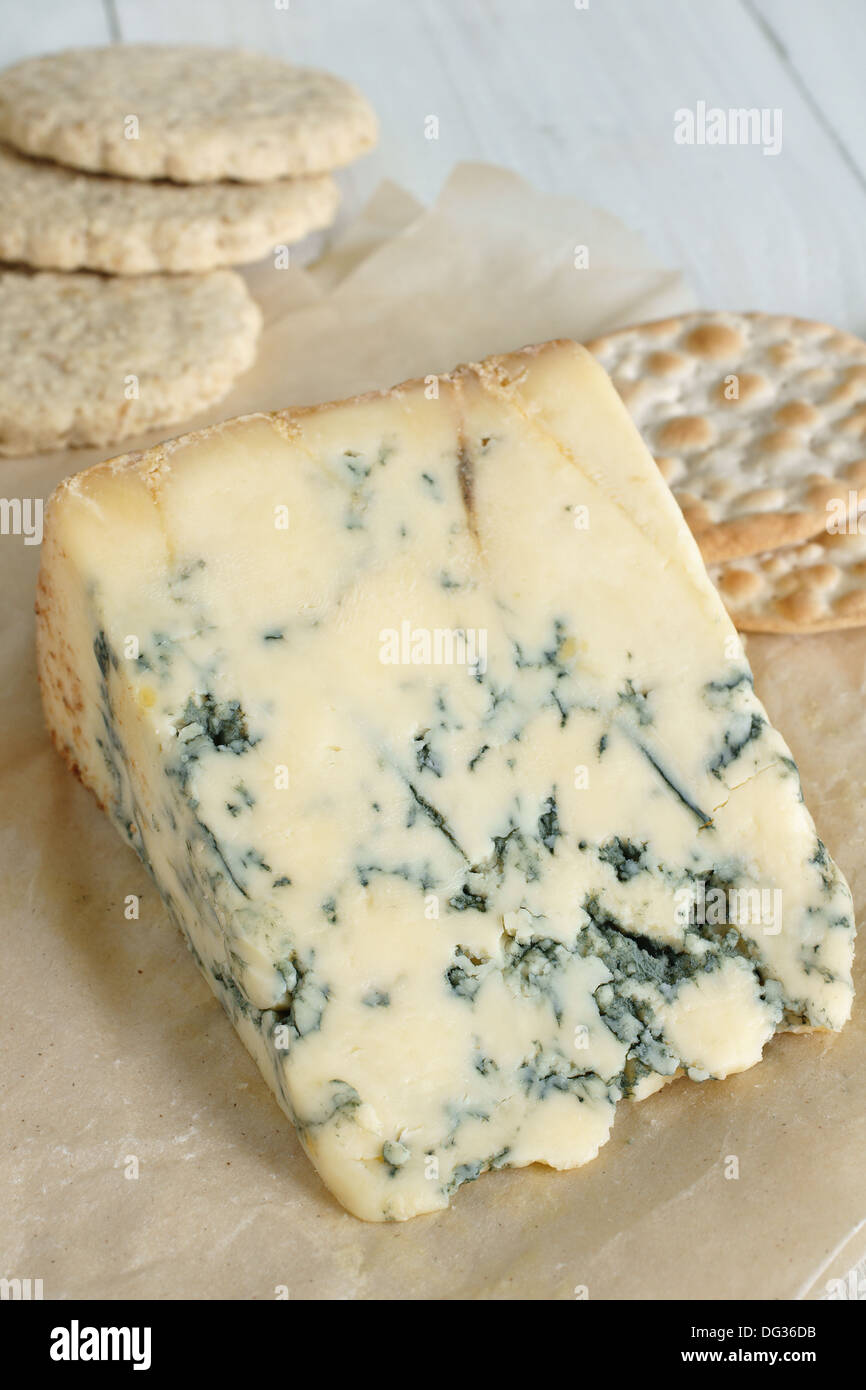 English stilton cheese biscuits hi-res stock photography and images - Alamy