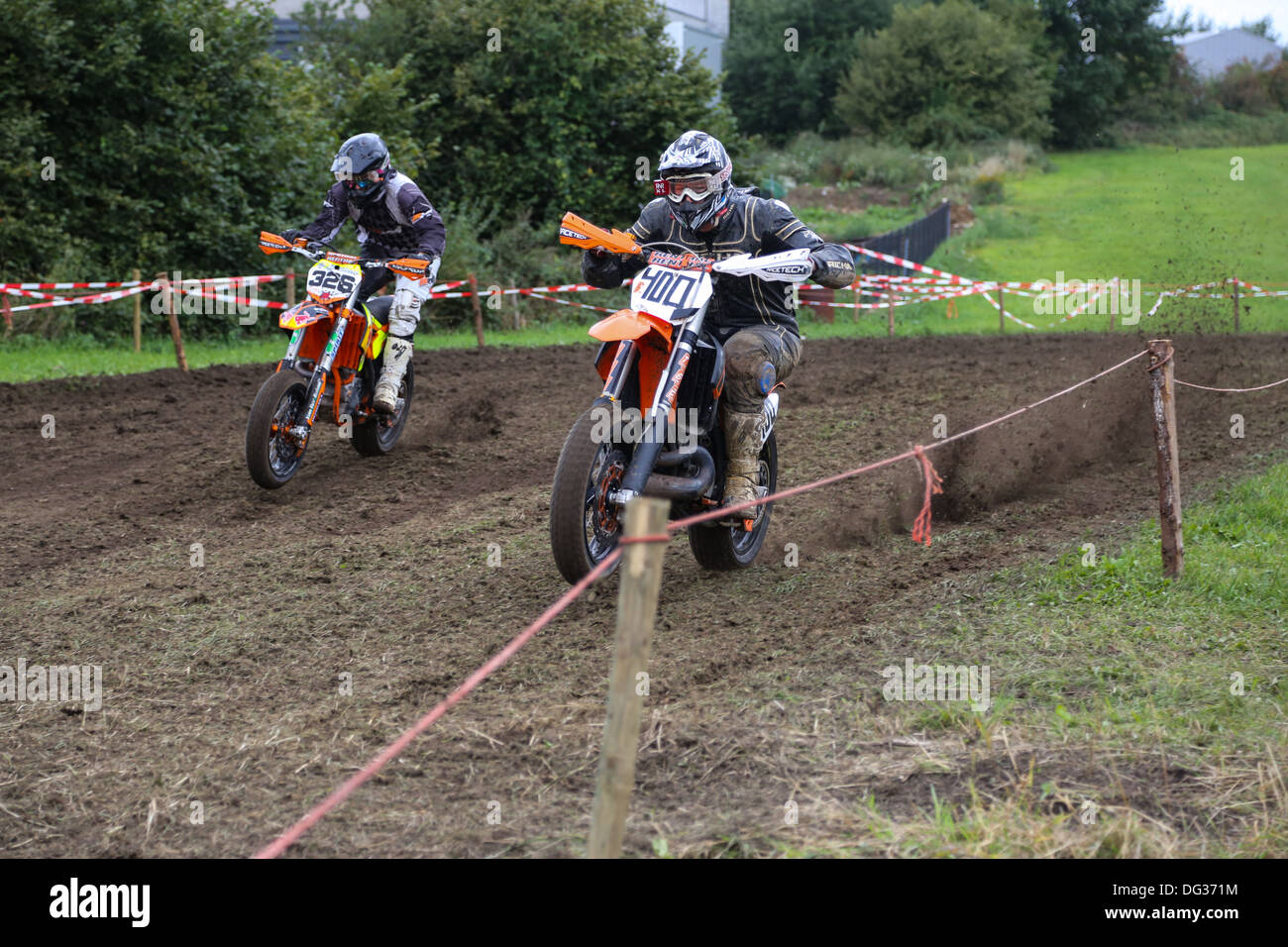 Motorcycle rider mud hi-res stock photography and images - Alamy