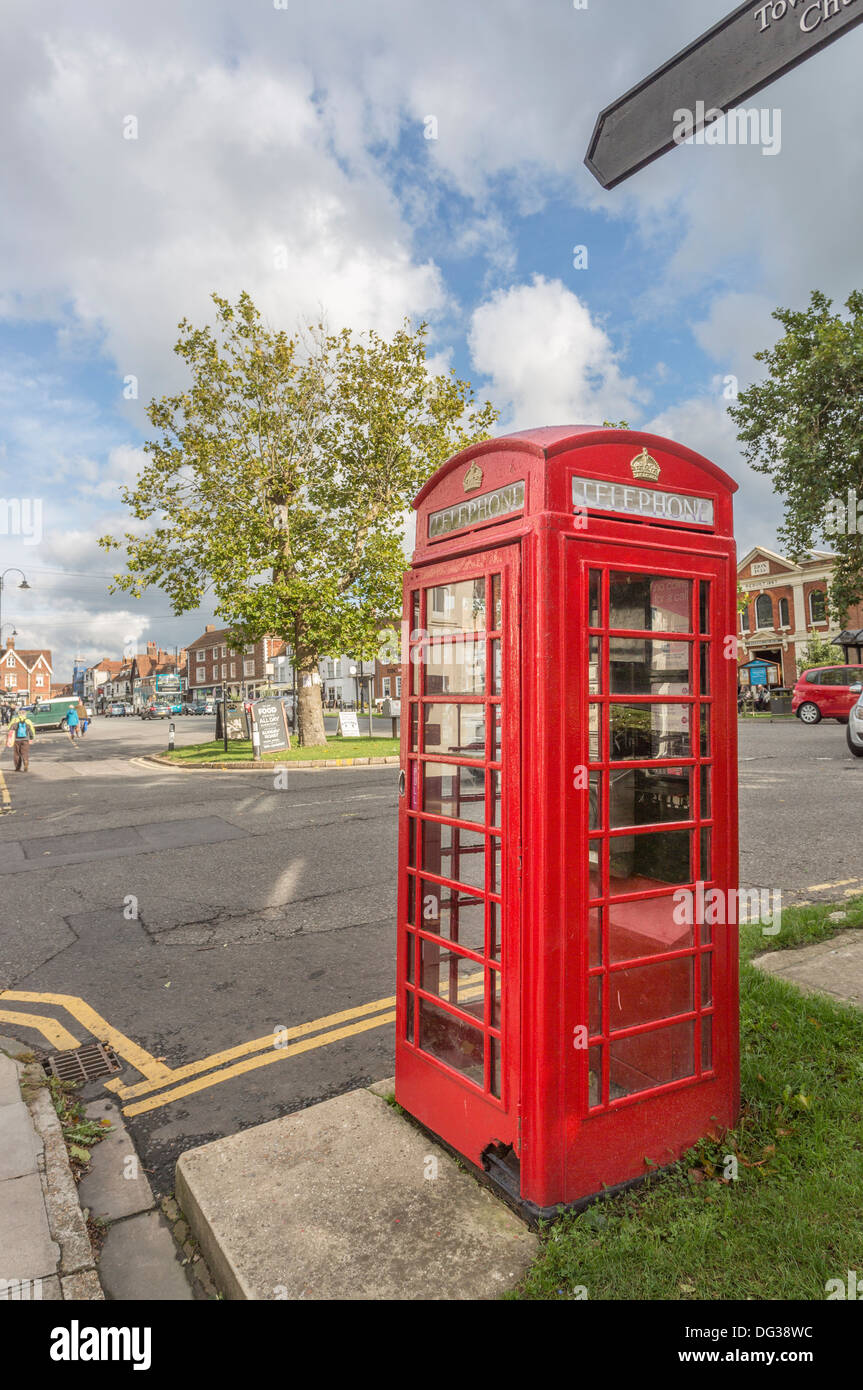 Red telephone box in Tenterden, Kent, UK Stock Photo - Alamy