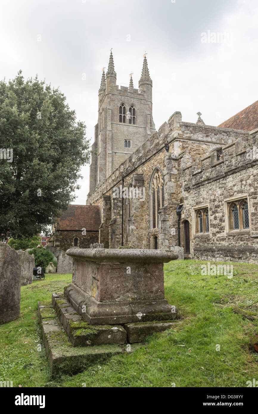 St Mildreds Church Tenterden High Resolution Stock Photography and ...