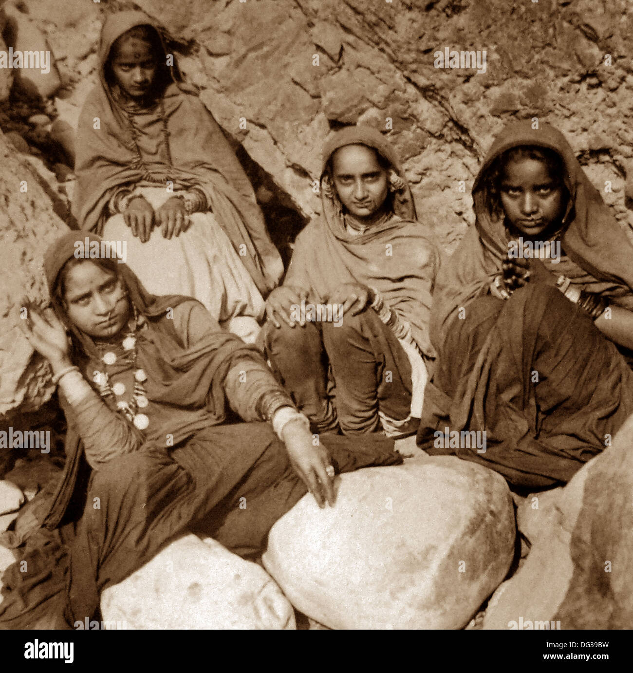 India - Bhujji Girls - River Sutlej early 1900s Stock Photo - Alamy
