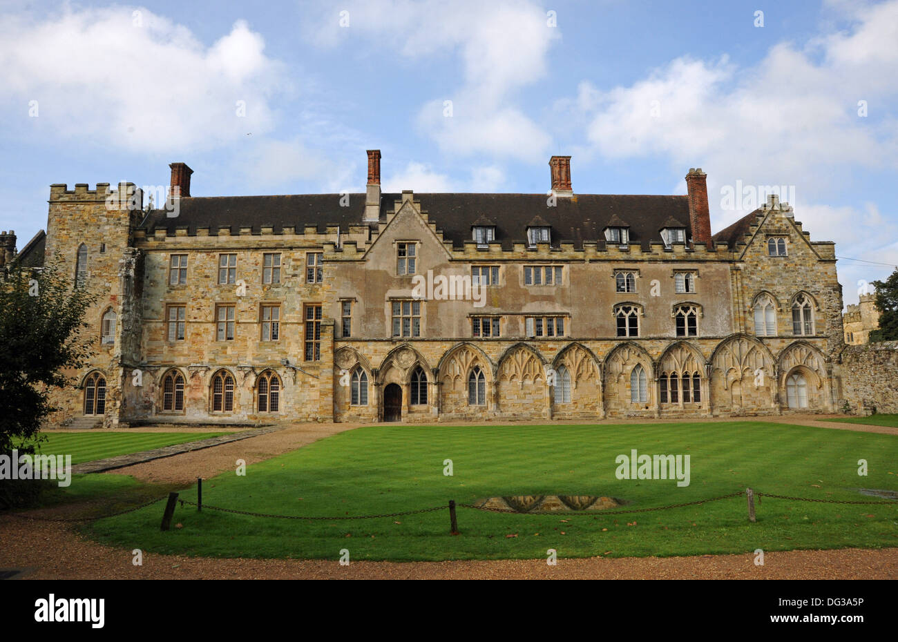Battle abbey school hi-res stock photography and images - Alamy
