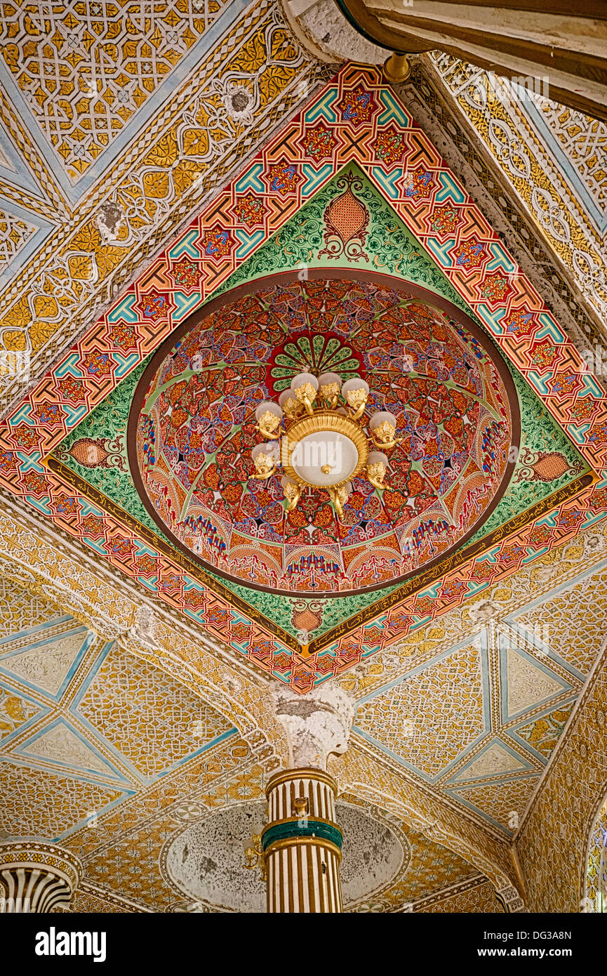 Islamic ceiling design hi-res stock photography and images - Alamy
