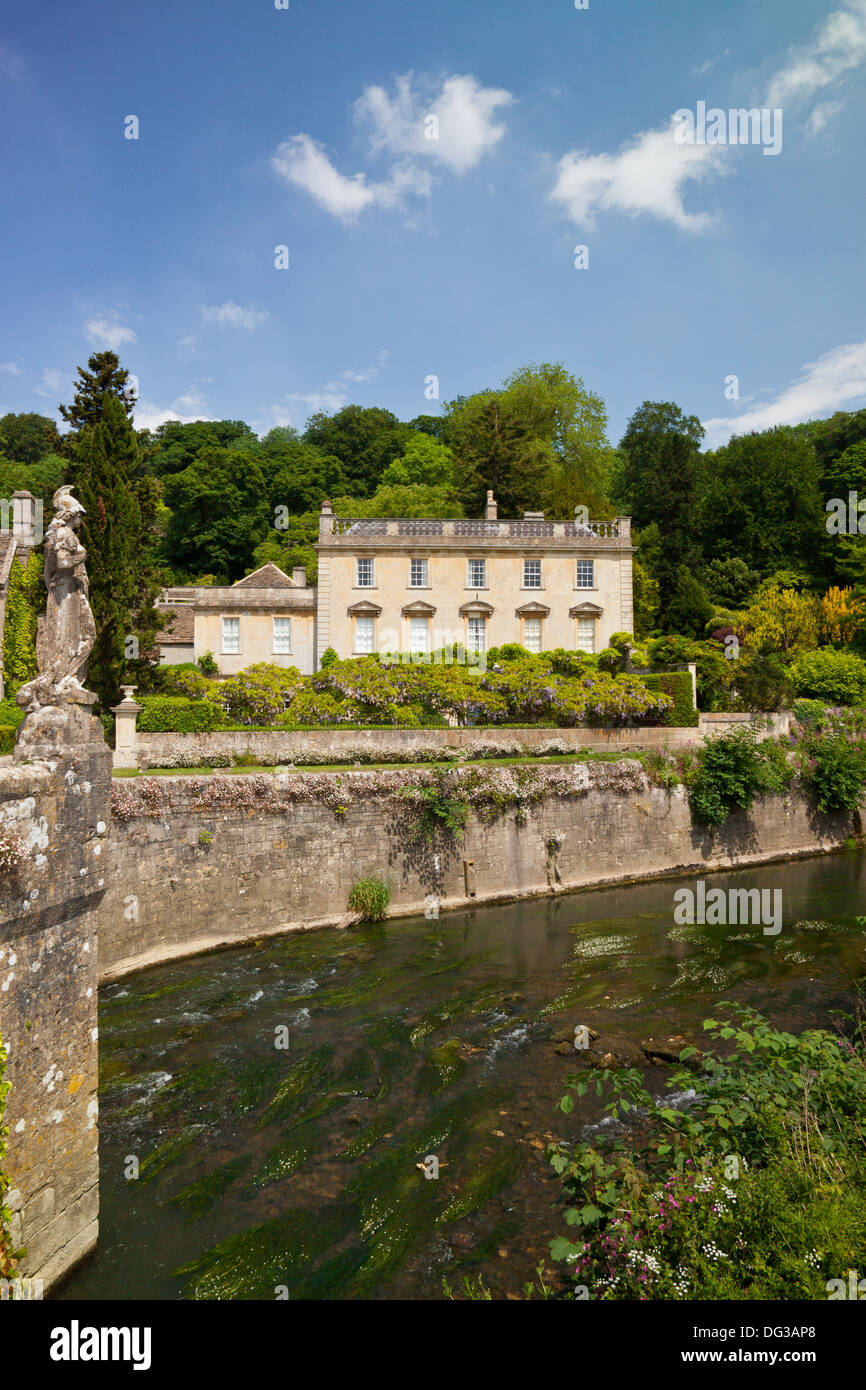 Iford Manor - the home of the Harold Peto Garden on the River Frome nr ...