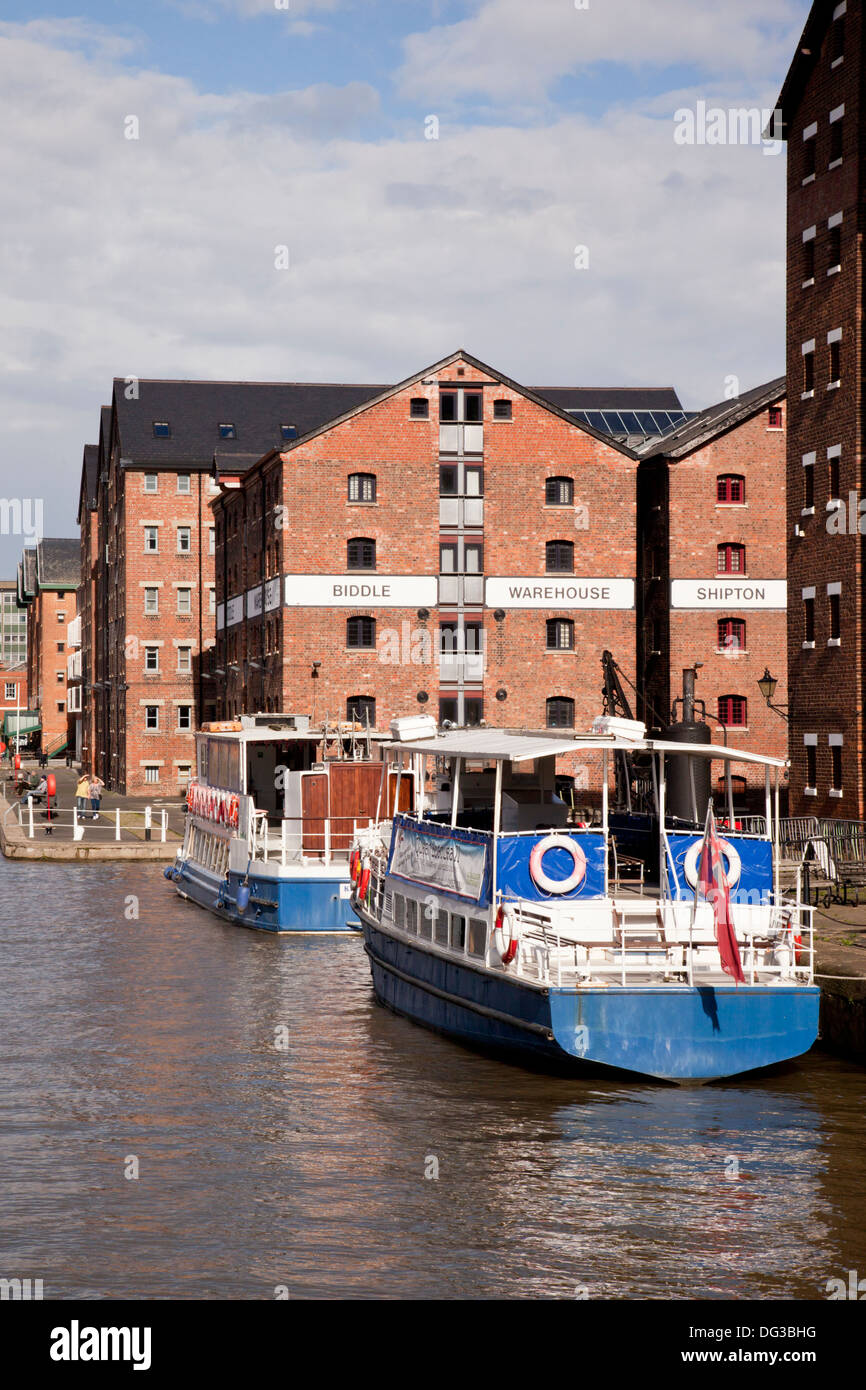Gloucester Docks, Gloucestershire, England, UK Stock Photo - Alamy