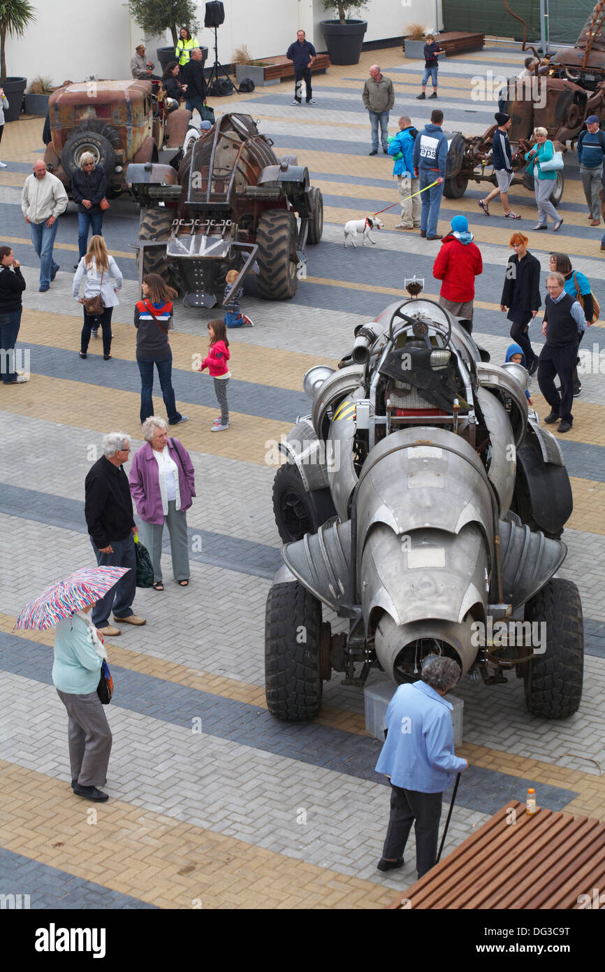 Mutoid Waste High Resolution Stock Photography and Images - Alamy