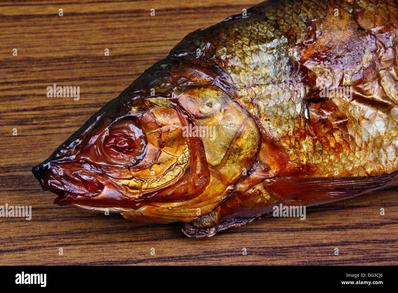 Fresh smoked fish head whitefish Stock Photo - Alamy