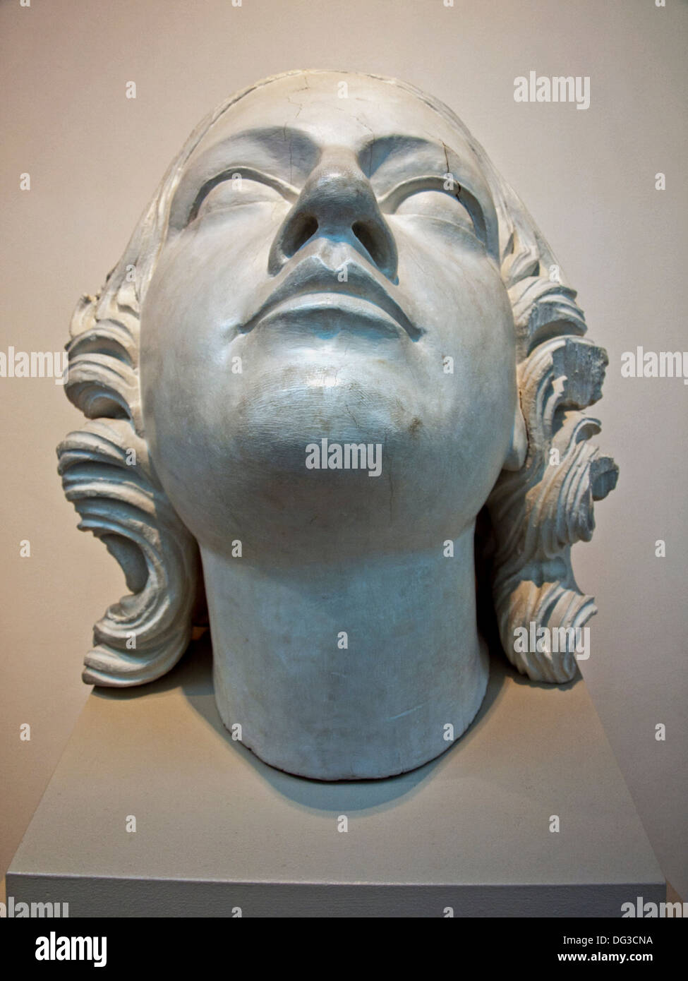 Female figureheads hi-res stock photography and images - Alamy