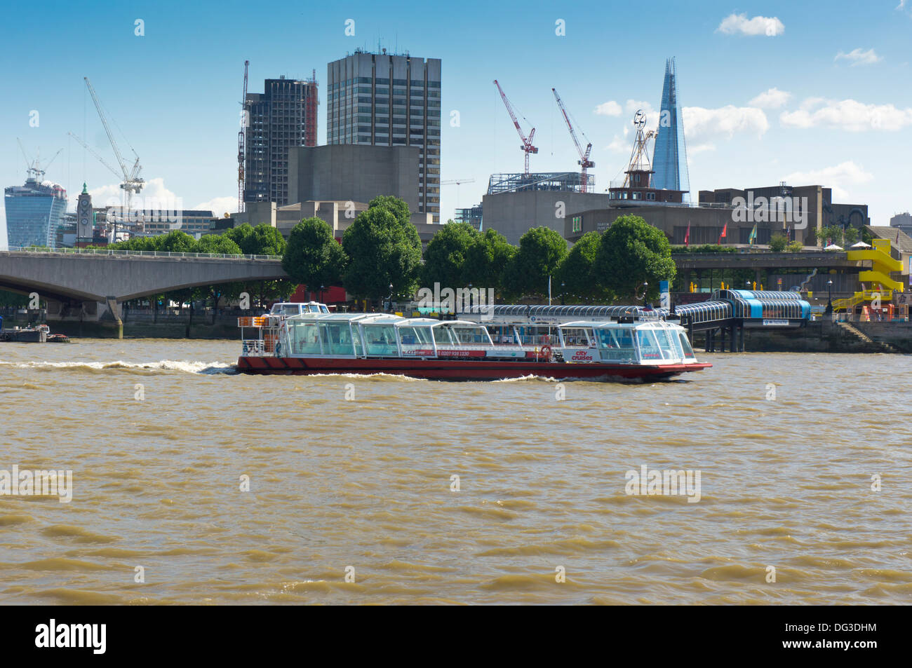 Thames cruises pier hi-res stock photography and images - Alamy
