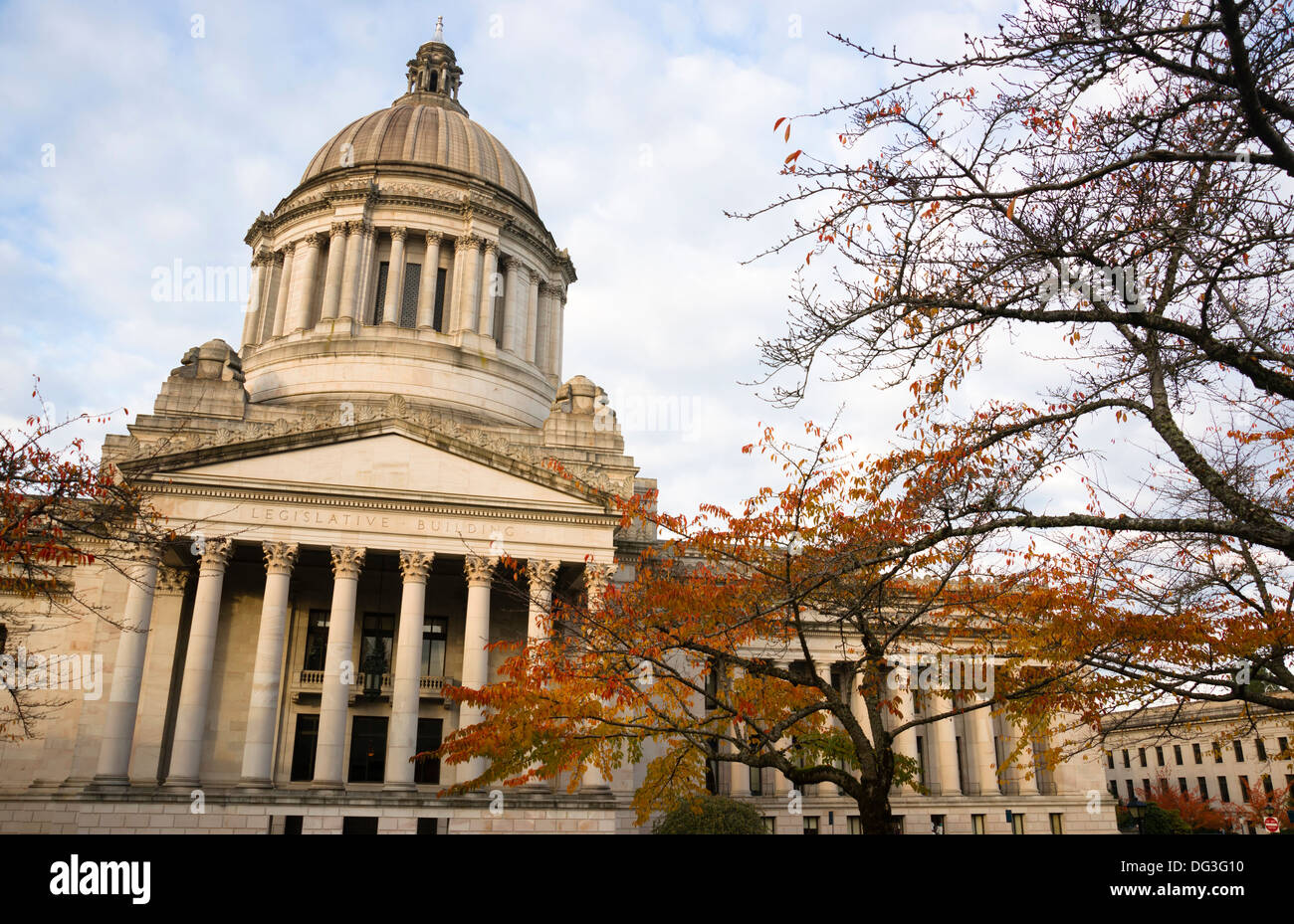 Legislature buildings and capital dome in Olympia Stock Photo - Alamy