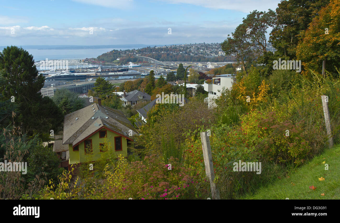Neighborhood near industrial plants hi-res stock photography and images ...