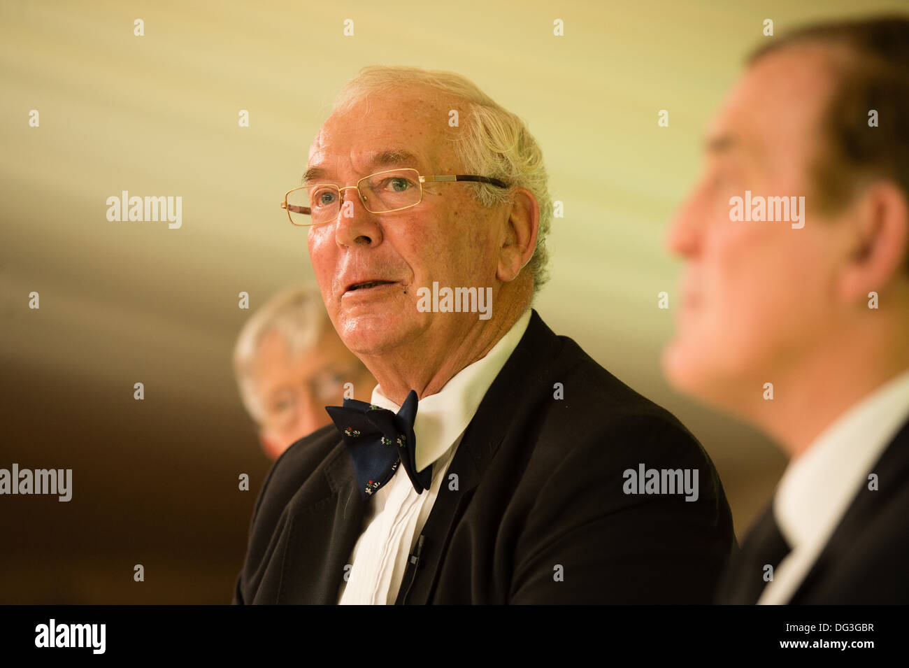 John dawes welsh rugby player hi-res stock photography and images - Alamy