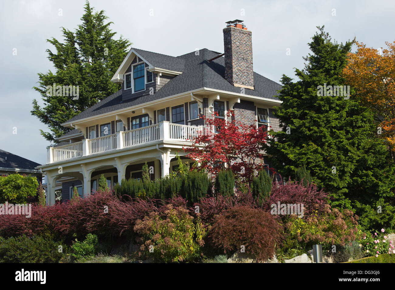 A large mansion and surrounding plants Seattle Washington Stock Photo ...