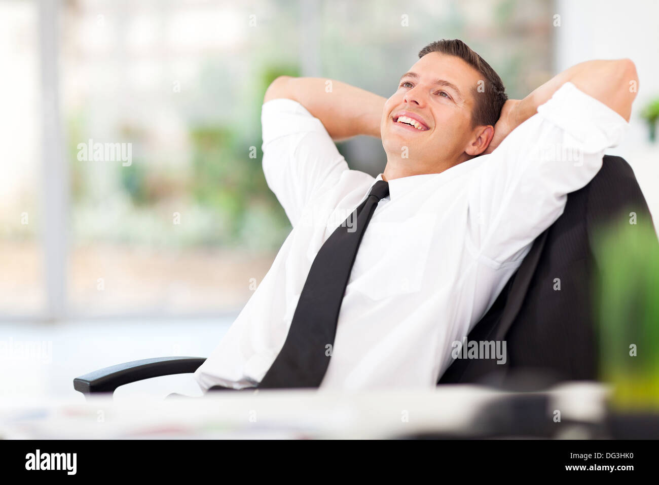 Daydreaming at work hi-res stock photography and images - Alamy