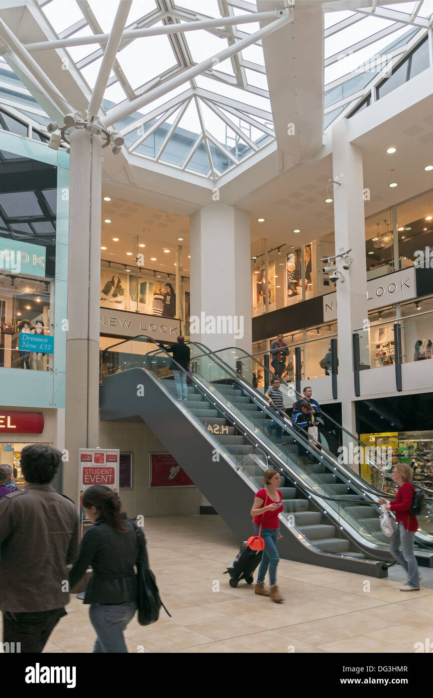 Shoppers within the Lion Yard shopping centre Cambridge, England, UK ...