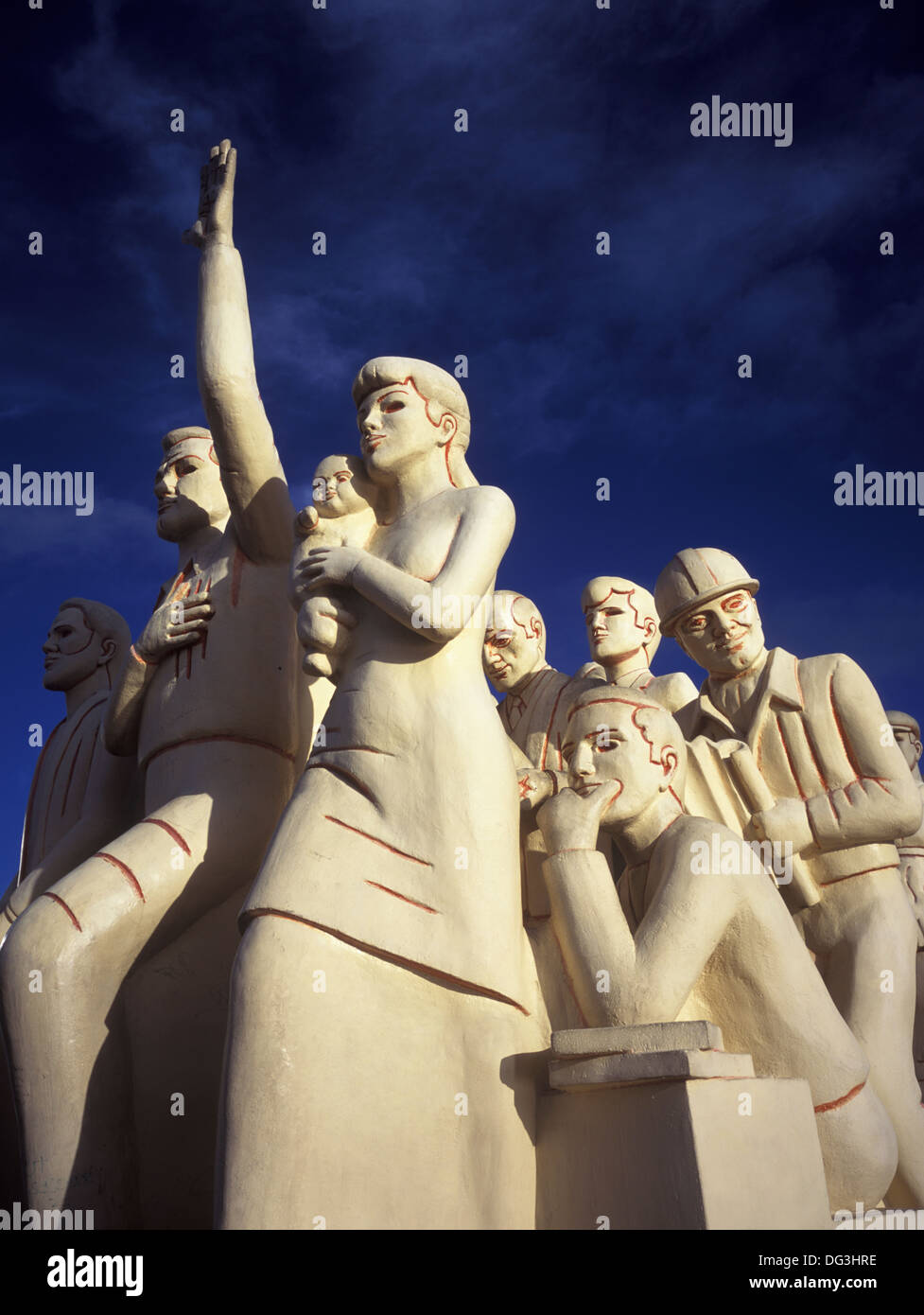 UK, Birmingham, Centenary Square, the "Forward Statue" by Raymond Mason ...