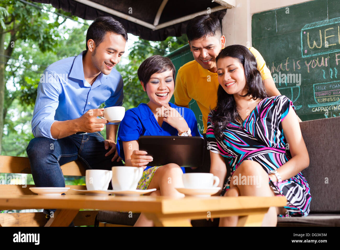 Photos of a cup of coffee hi-res stock photography and images - Alamy