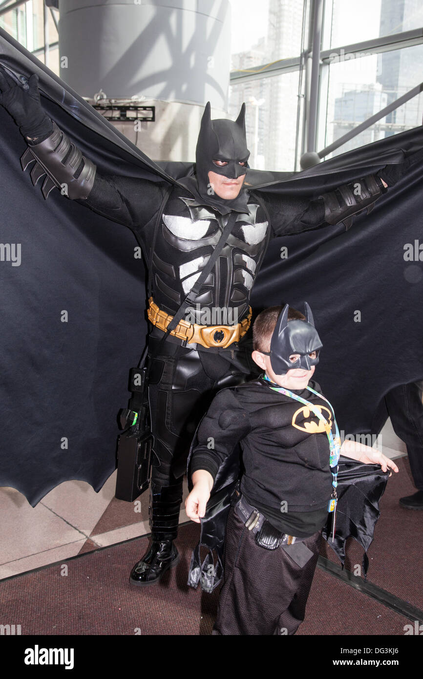 New York, New York, USA. 13th Oct, 2013. : Comic Con attendees posing ...