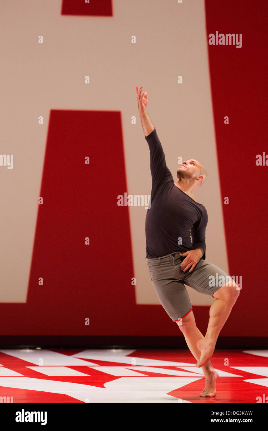 LA Dance Project perform Reflections choreography by Benjamin Millepied ...