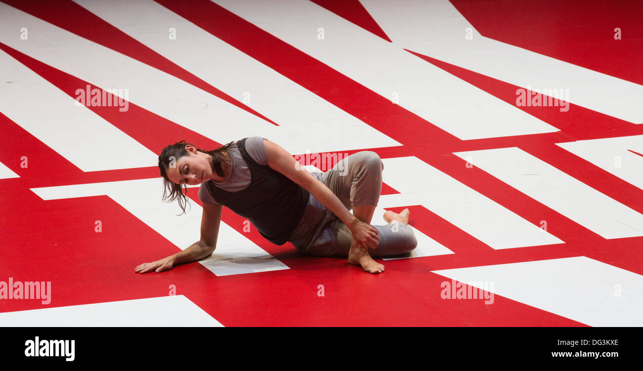 LA Dance Project perform Reflections choreography by Benjamin Millepied ...