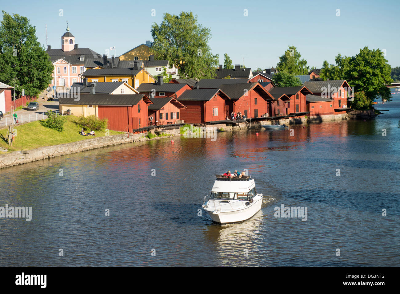 Wooden house in the city of porvoo hi-res stock photography and images ...