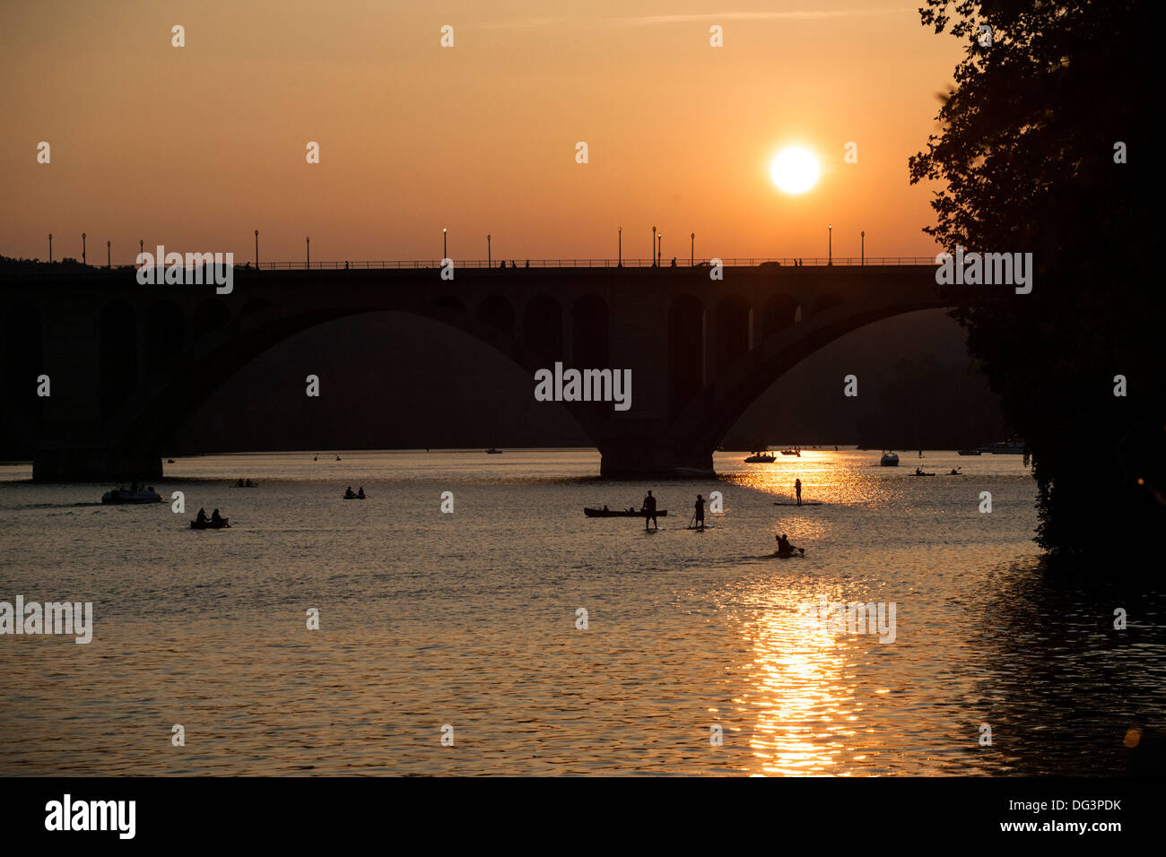 Potomac river washington sunset hi-res stock photography and images - Alamy