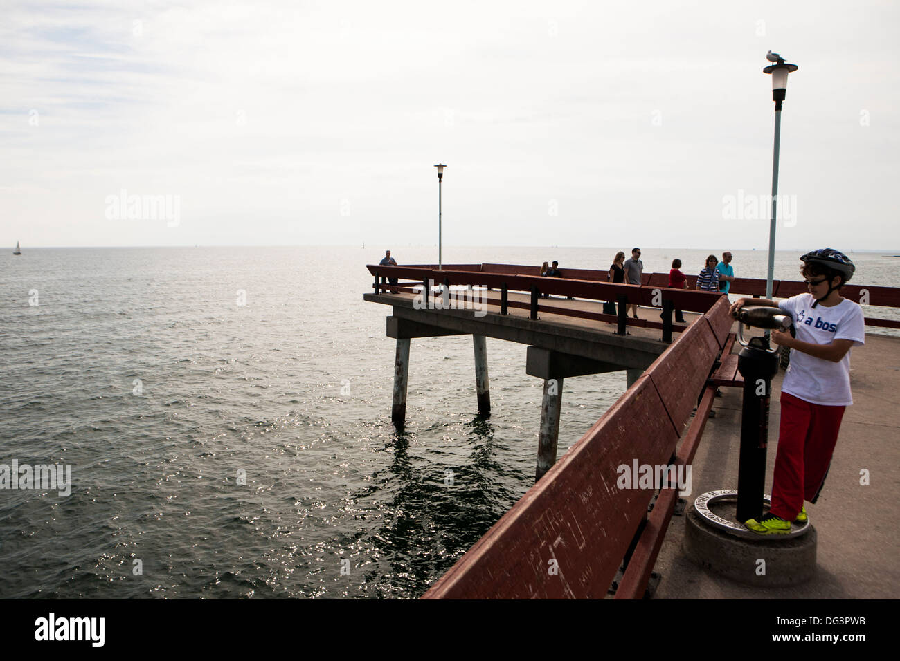 Centre island hi-res stock photography and images - Alamy