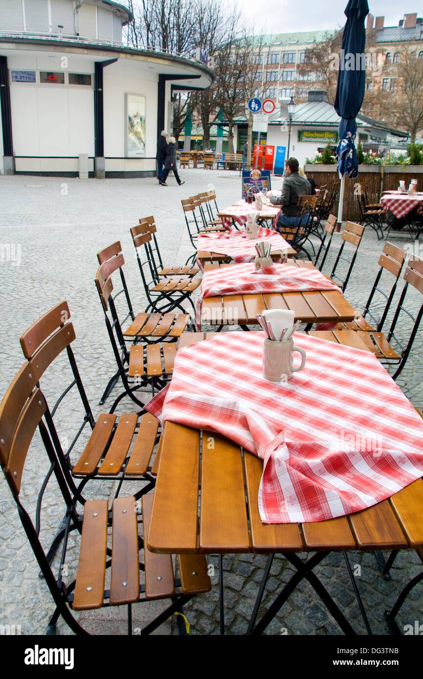Munich german restaurant hi-res stock photography and images - Alamy