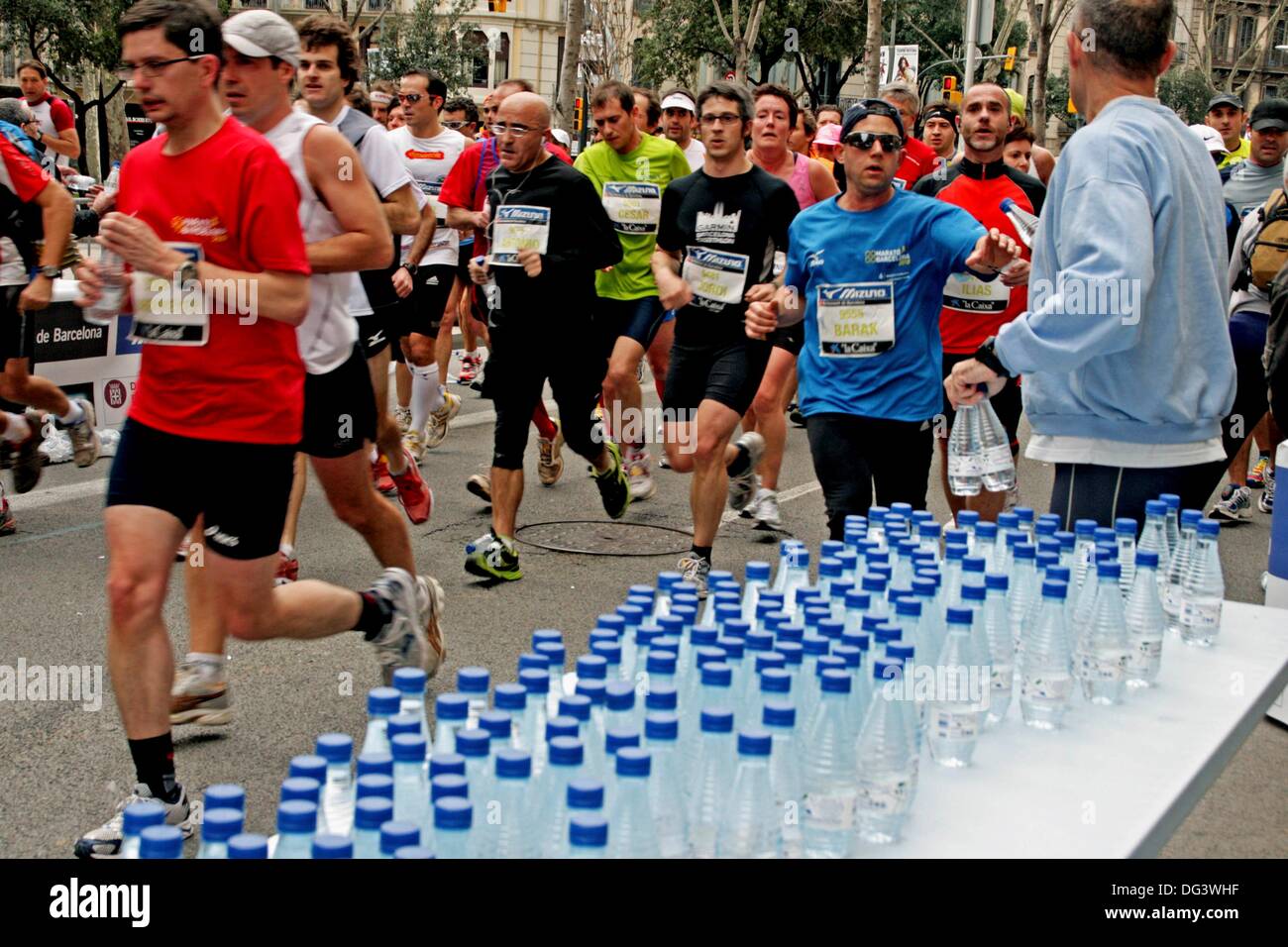 Marathon water table hi-res stock photography and images - Alamy