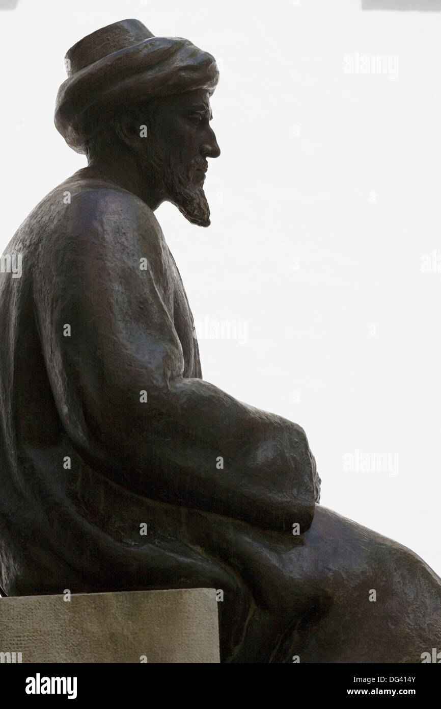 Maimonides monument hi-res stock photography and images - Alamy