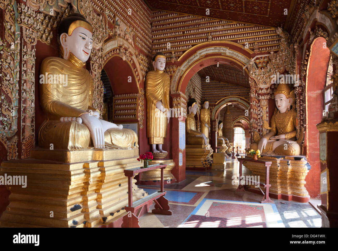 Temple pagoda interior buddhism hi-res stock photography and images - Alamy