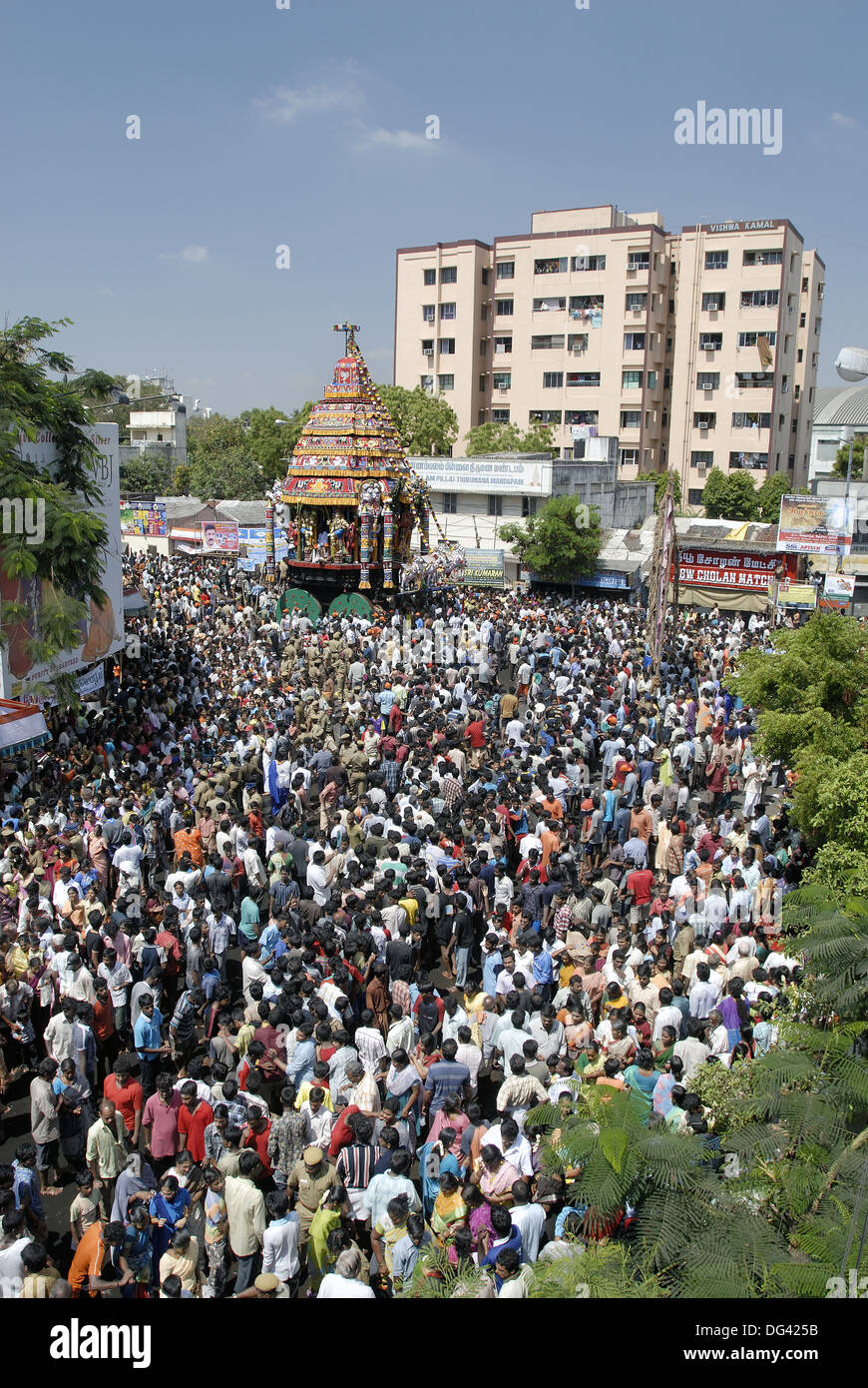 Festival chariot india tamil nadu hi-res stock photography and images ...