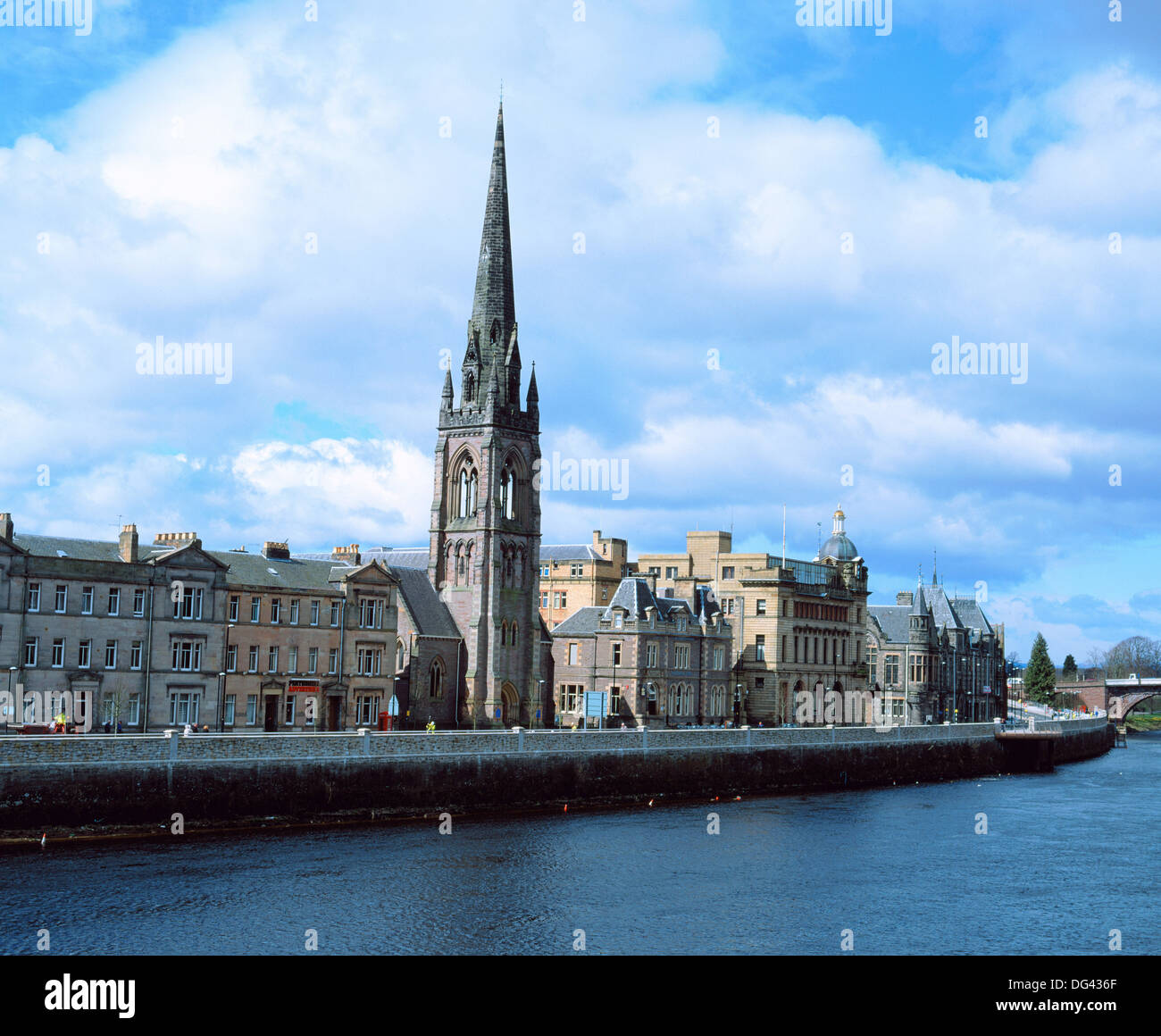 Perth scotland city centre hi-res stock photography and images - Alamy