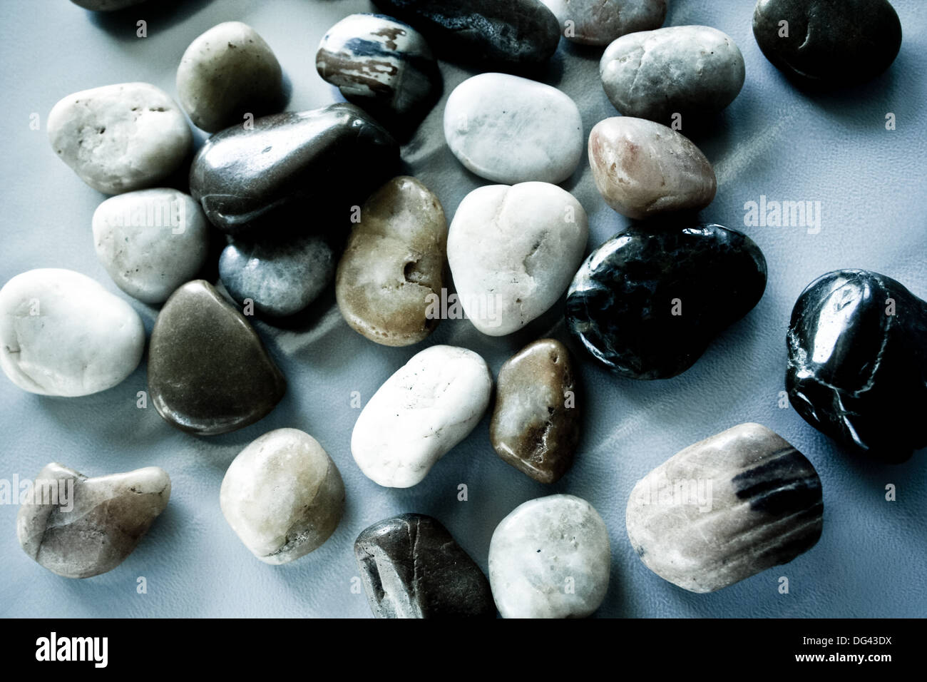 Pebbles filling frame hi-res stock photography and images - Alamy