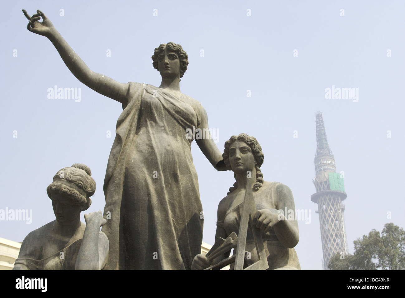 Cairo opera square hi-res stock photography and images - Alamy