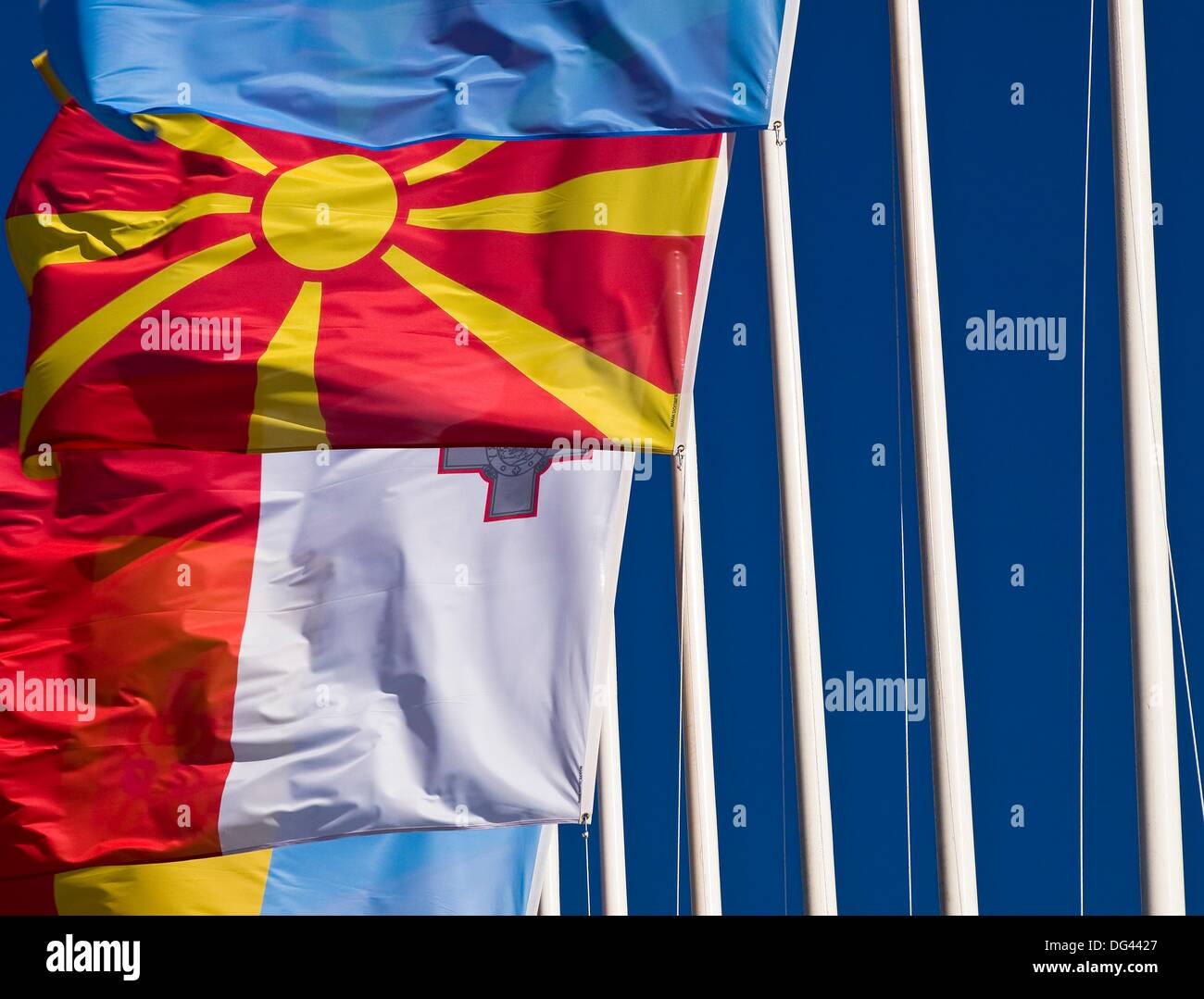 Banderas de viento hi-res stock photography and images - Alamy