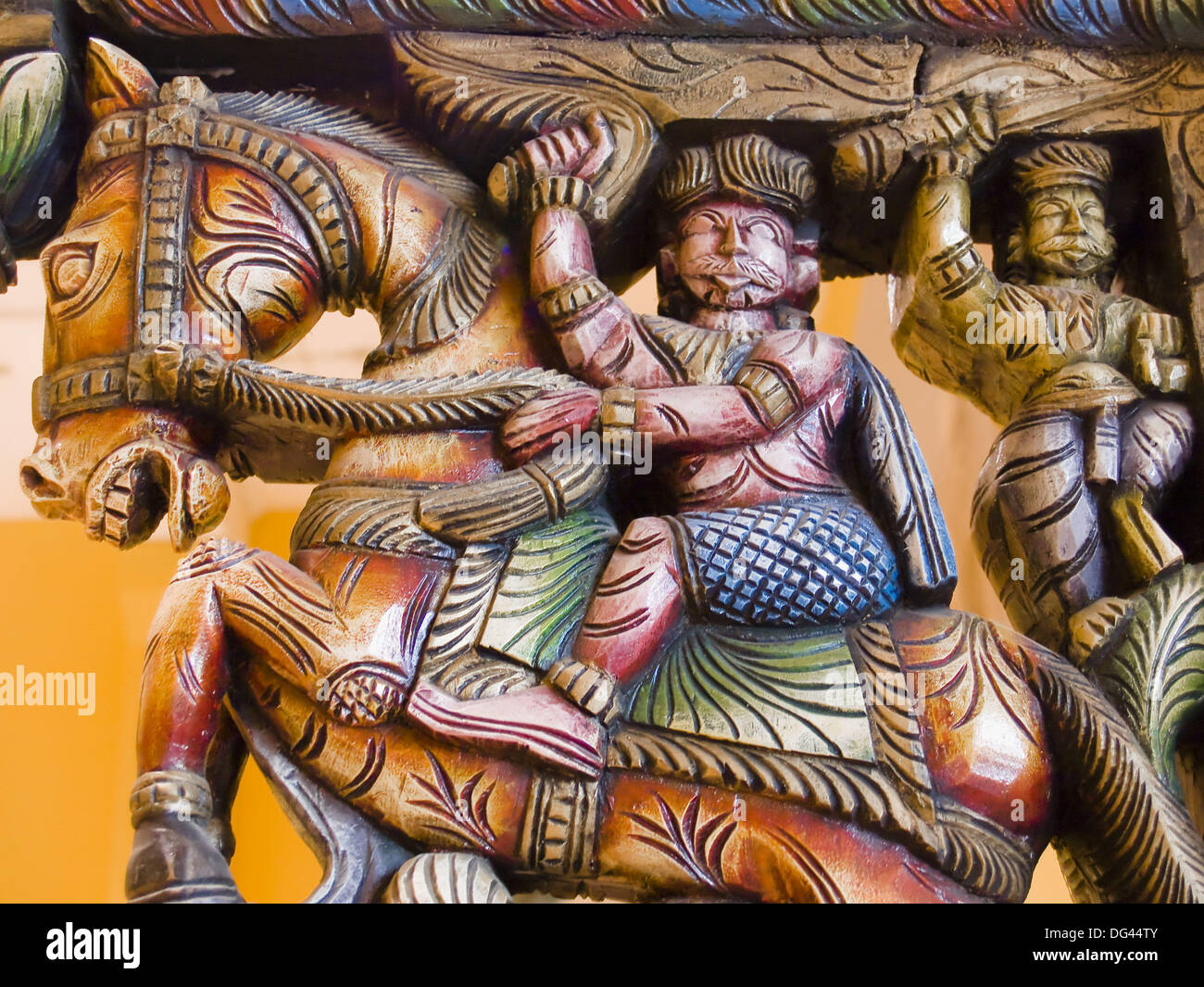 Carved wooden knight hi-res stock photography and images - Alamy