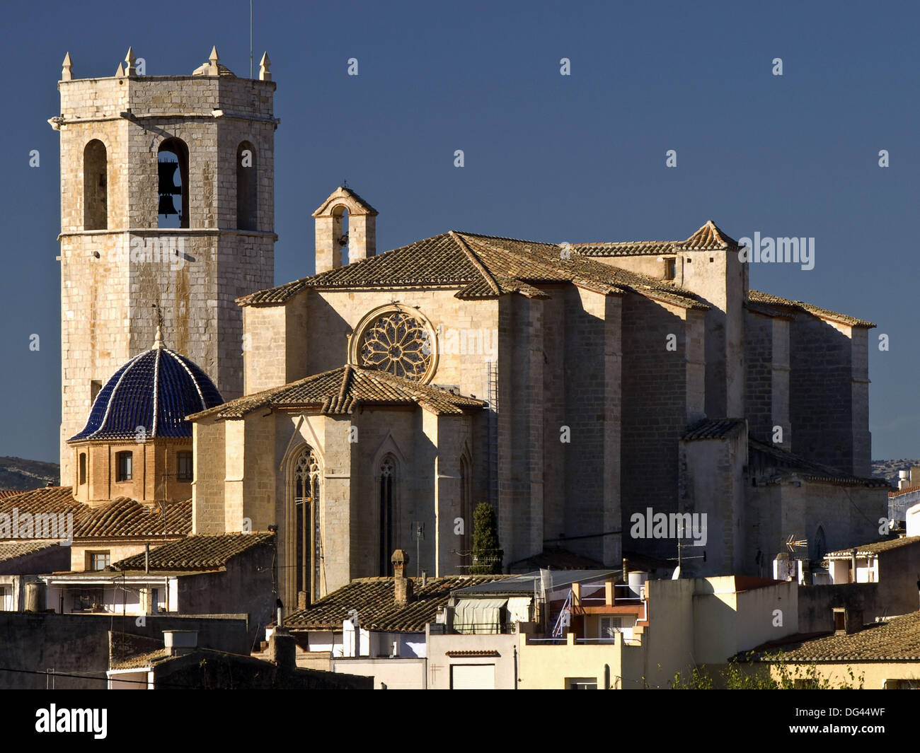 Polygonal apse hi-res stock photography and images - Alamy
