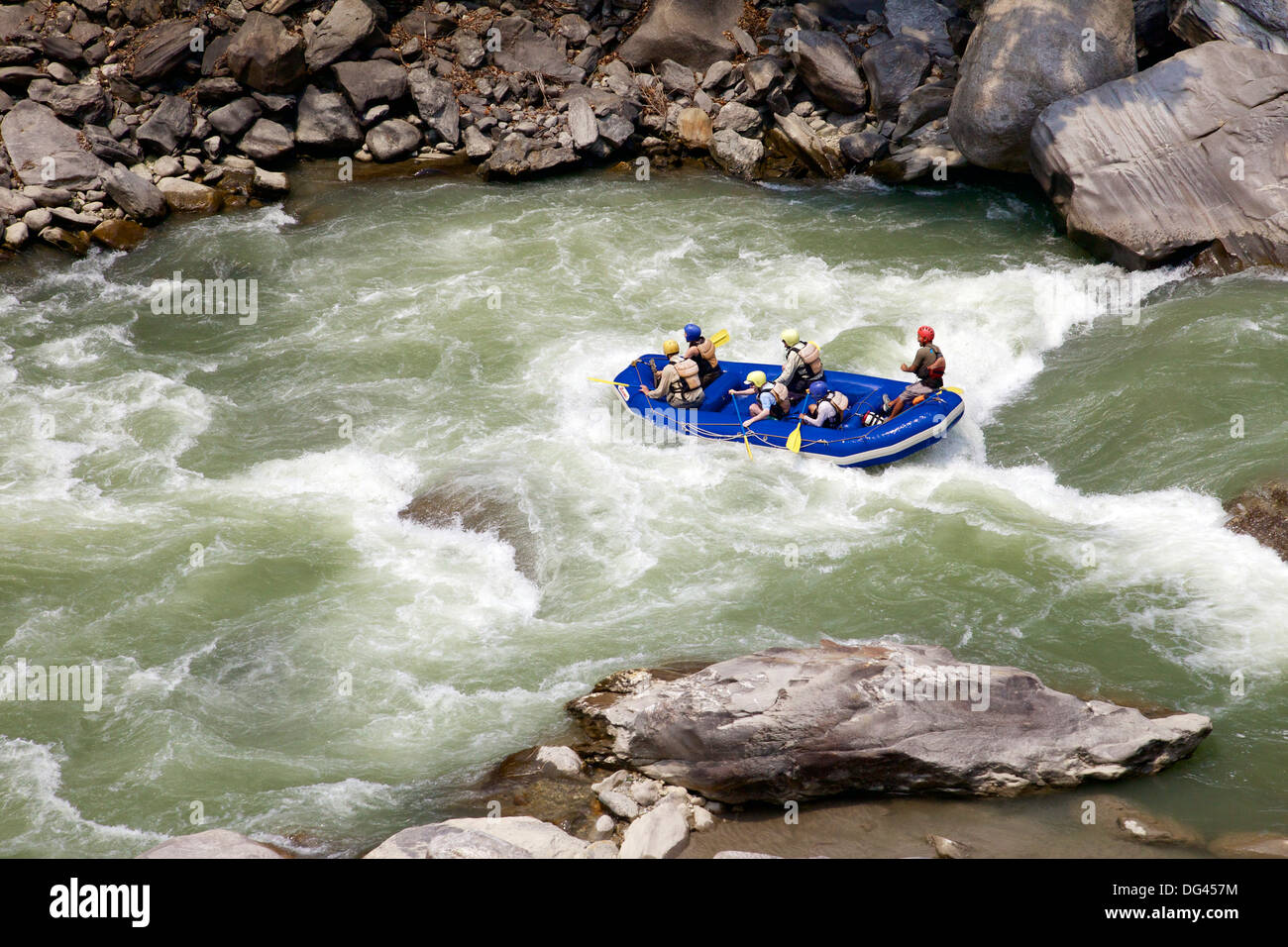 Whitewater rafting on bhote koshi hi-res stock photography and images ...