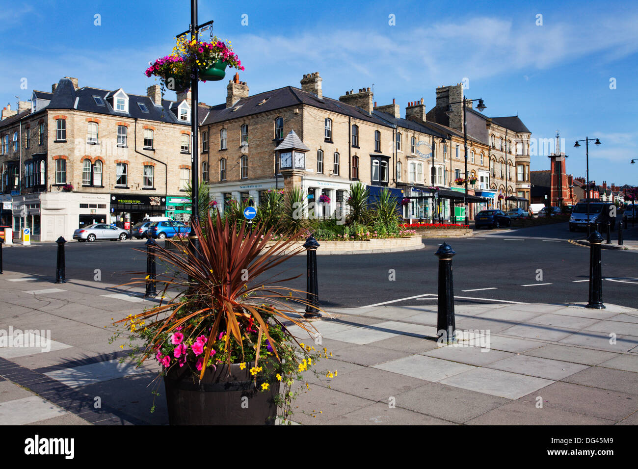 Station Street in summer, Saltburn by the Sea, Redcar and Cleveland ...