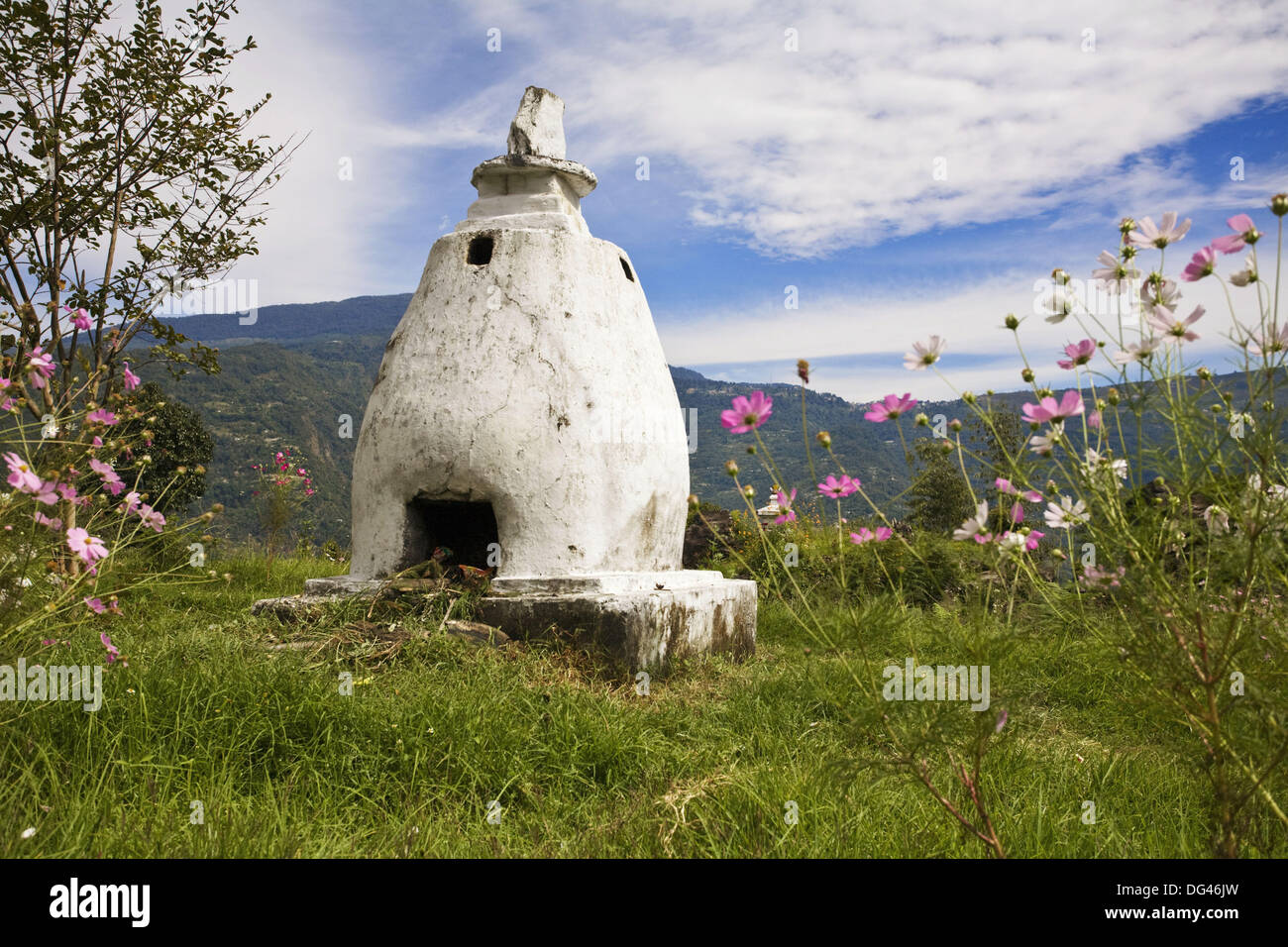 Sikkim flag hi-res stock photography and images - Alamy