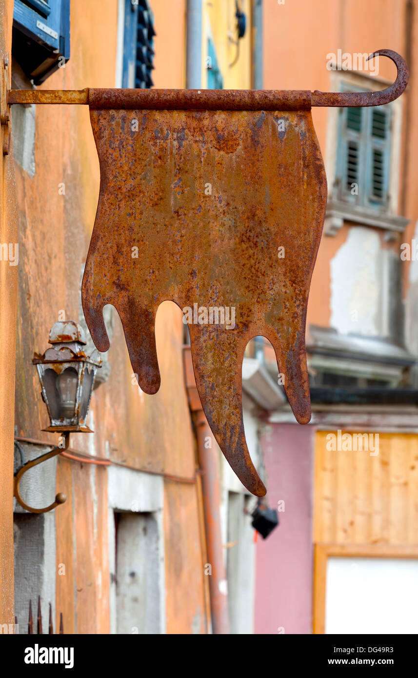Rusty old fashioned metal sign hi-res stock photography and images - Alamy